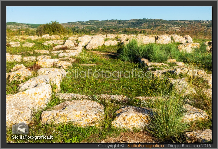 Siracusa / Sortino / Archeologia / Pantalica / Anaktoron | Sicilia ...